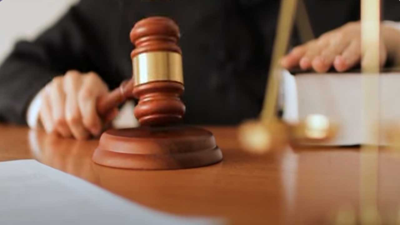 భార్యే భరణం ఇవ్వాలి.. కోర్టు సంచలన తీర్పు.. | Wife Should give ...