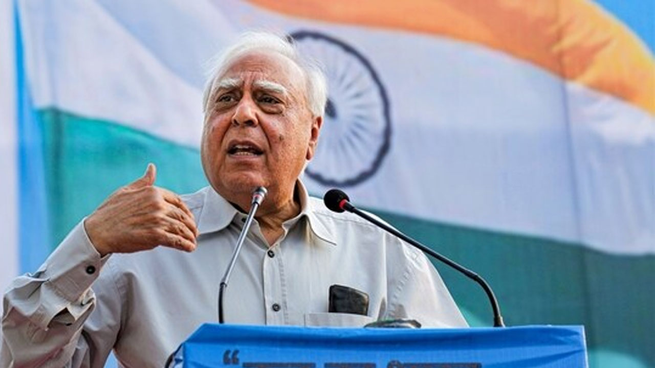 Congress : కర్ణాటక ఫలితాలు.. కాంగ్రెస్‌కు కపిల్ సిబల్ సలహా.. | after ...