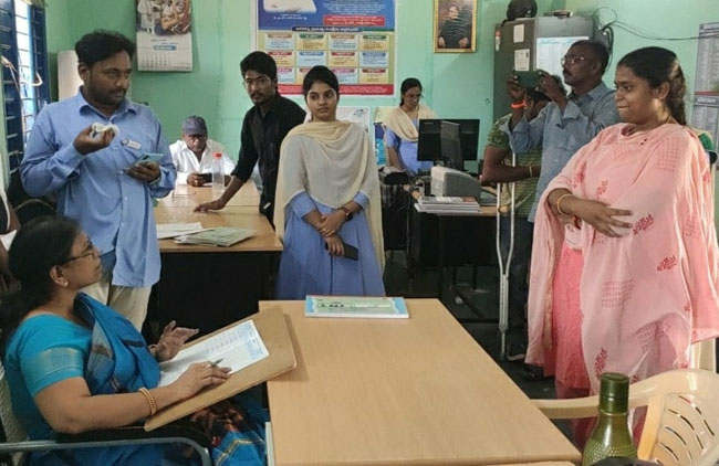 డీసీవో ఆకస్మిక తనిఖీ | dco sudha bharathi visit in a sagaram
