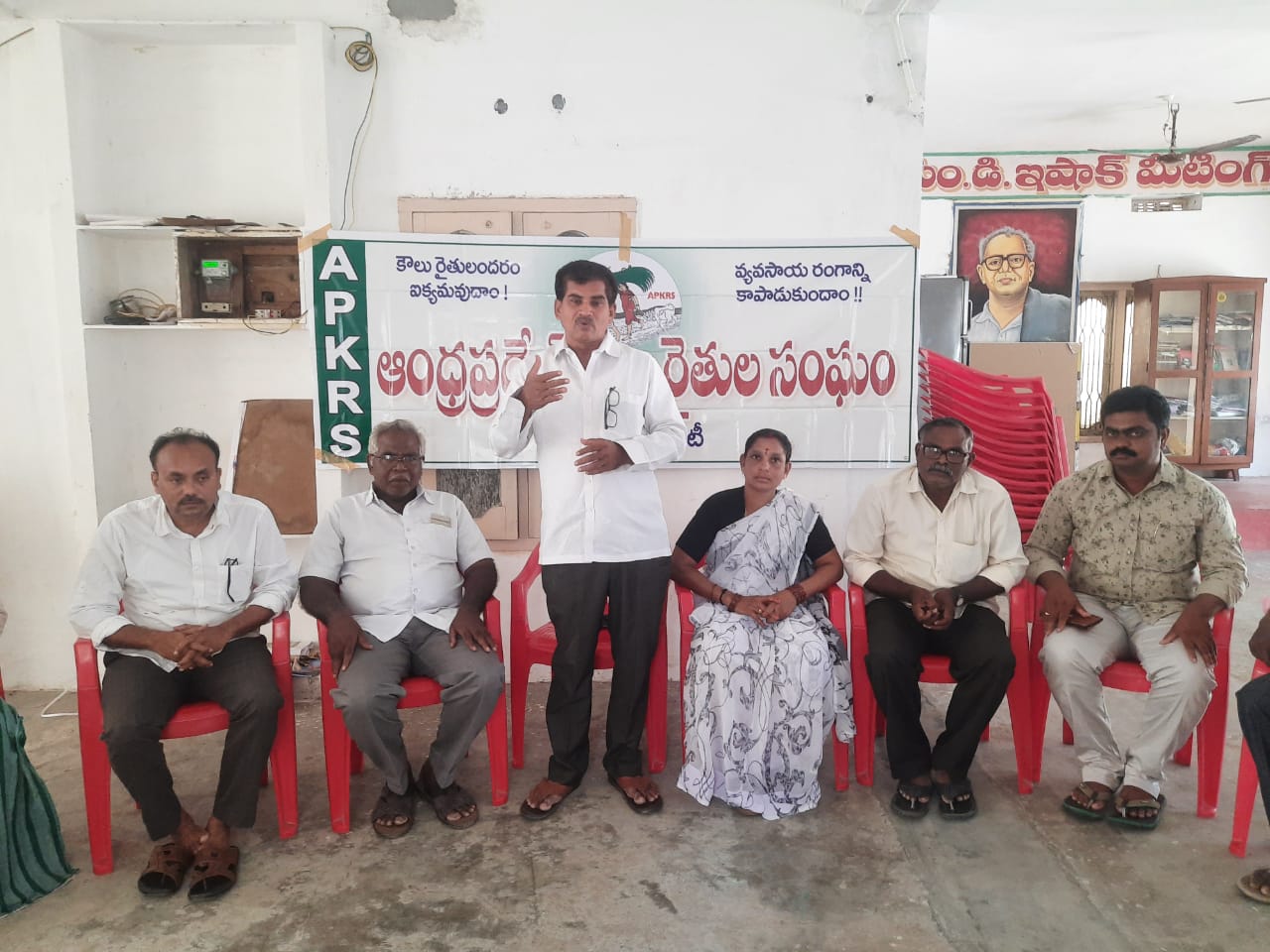 కౌలురైతులందరికీ గుర్తింపు కార్డులు ఇవ్వాలి | koulu rythulaku gurthimppu ...