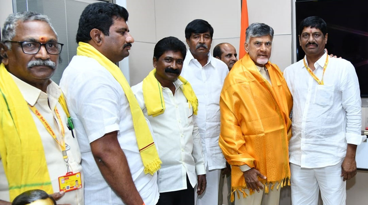 చింతలపూడి చింత తీరుస్తా.. | chnadrabau review with chintalpudi leaders