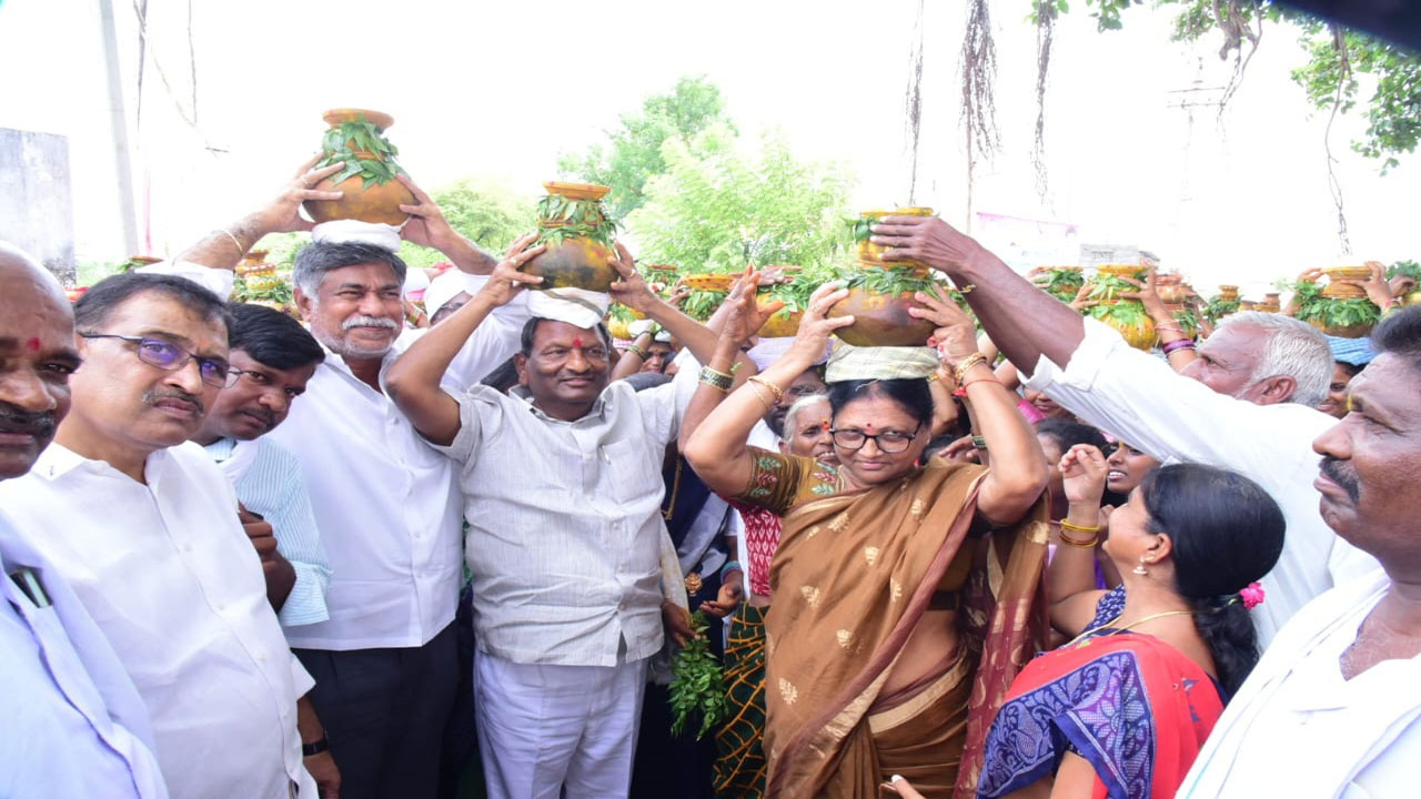 పోచమ్మ తల్లి దీవెనలతో రాష్ట్రం సుభిక్షం | The state is blessed with the ...