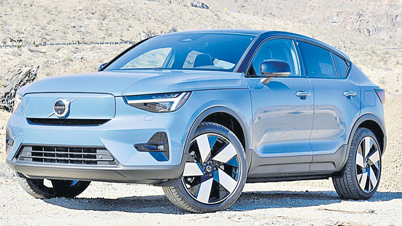 వోల్వో సీ40 రీచార్జ్‌ ఈవీ ఆవిష్కరణ | Volvo C40 Recharge EV unveiled