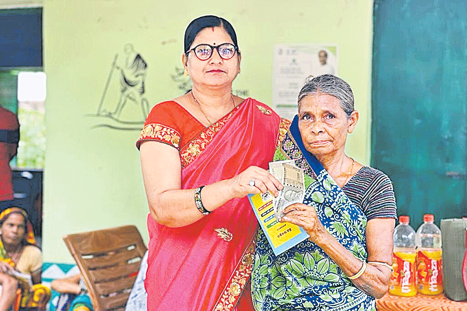 Saroj Devi Aggarwal: చిన్న అడుగులతో పెద్ద మార్పు..! | Saroj Devi Aggarwal