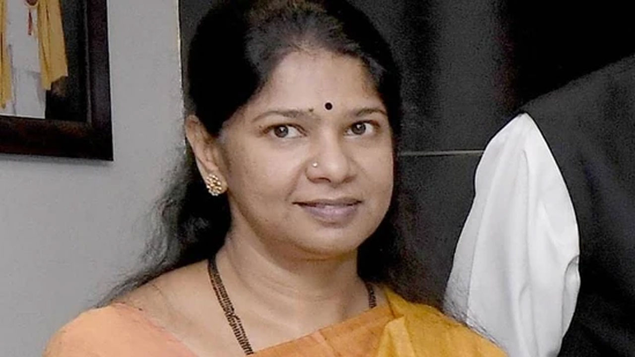 MP Kanimoli: ఎంపీ కనిమొళి అభినందనలు అందుకోవడమే ఆమె చేసిన పాపమట.. | MP ...