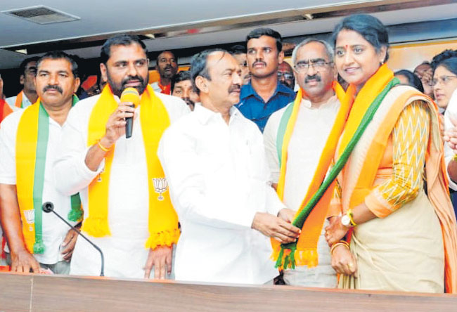 MLA Etala Rajender : గజ్వేల్‌లో తేల్చుకుంటా | MLA Etala Rajender