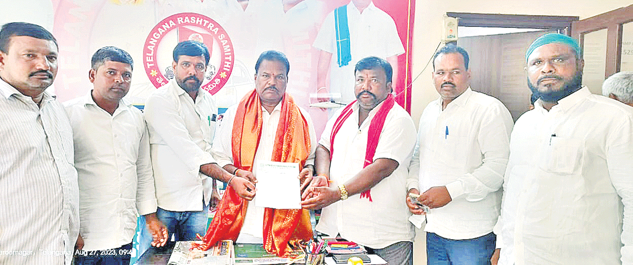 తండాల అభివృద్ధి కేసీఆర్‌ ఘనతే | The development of Thandala is the ...