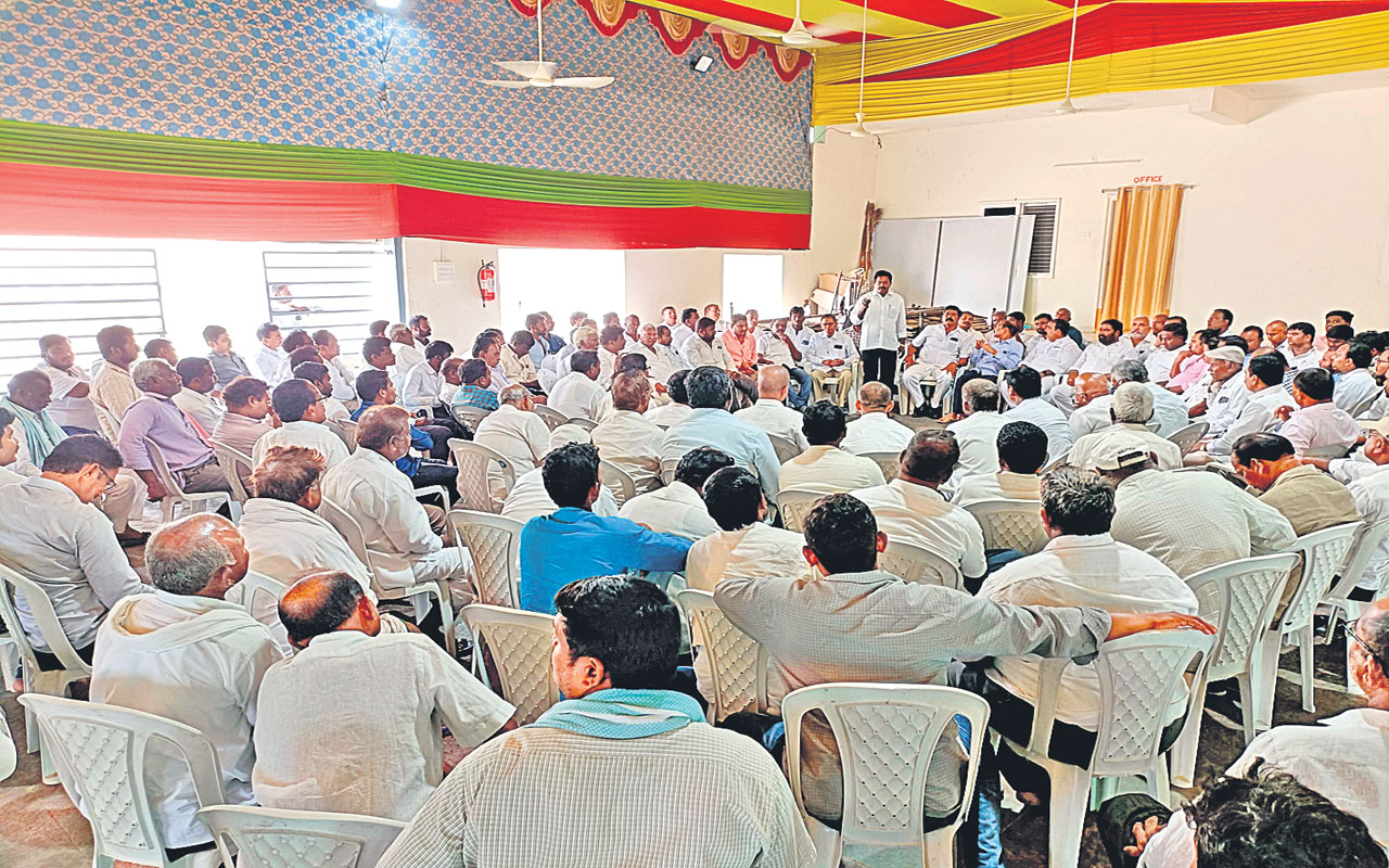 Tummala Nageswara Rao : తుమ్మల దారెటు! | Former Minister Tummala ...