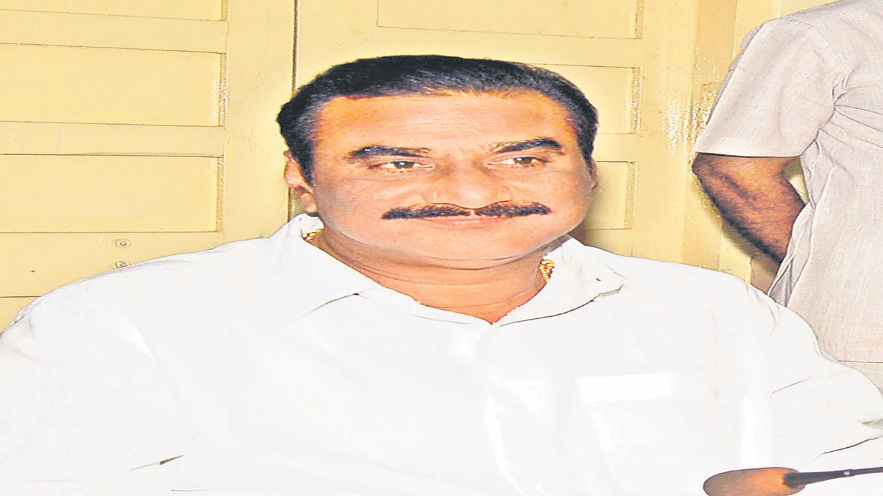 Vanama : వనమాకు ఊరట | A relief to Vanama