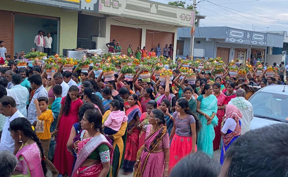 తిగుల్‌లో బోనాల జాతర | Bonala fair in Tigul