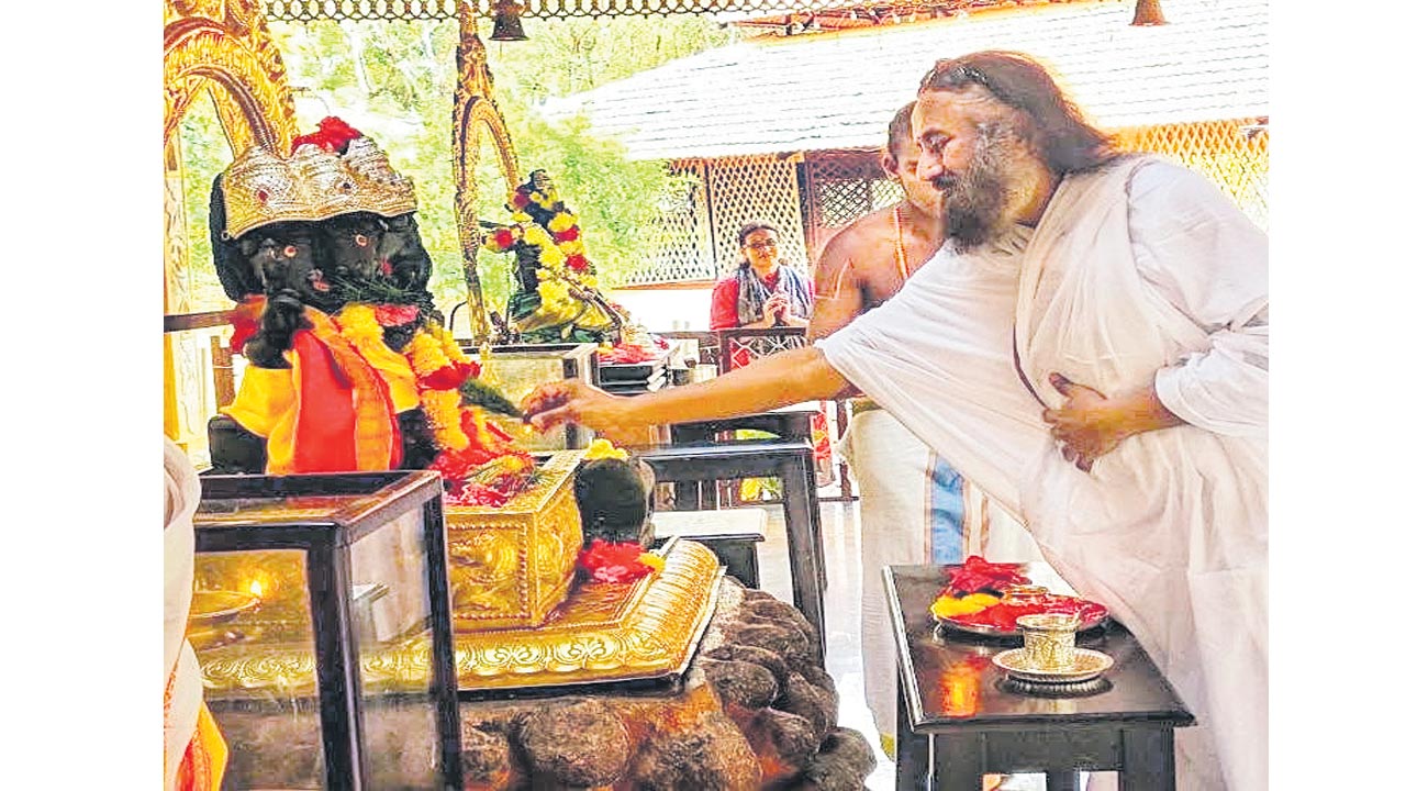 Ganesh: నిరాకార చైతన్య మూర్తి | Gurudev Sri Sri Ravishankar