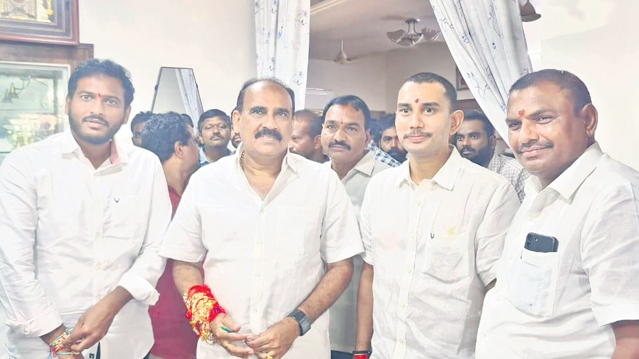 మాగుంట కుటుంబానికి పార్టీ అండగా ఉండాలి | The party should stand by the ...