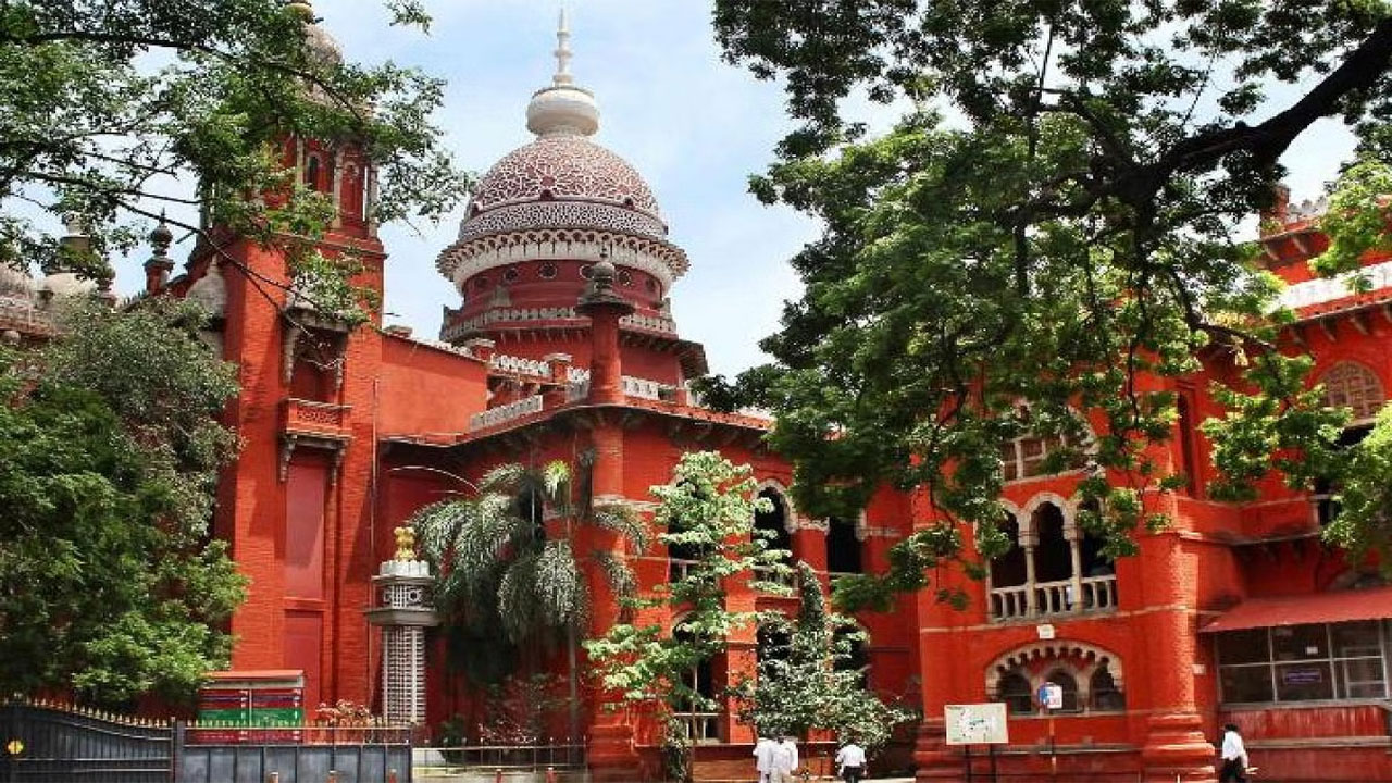 High Court: ఆ వీడియో ఆధారాలు ఇవ్వండి: హైకోర్టు | High Court: Give ...