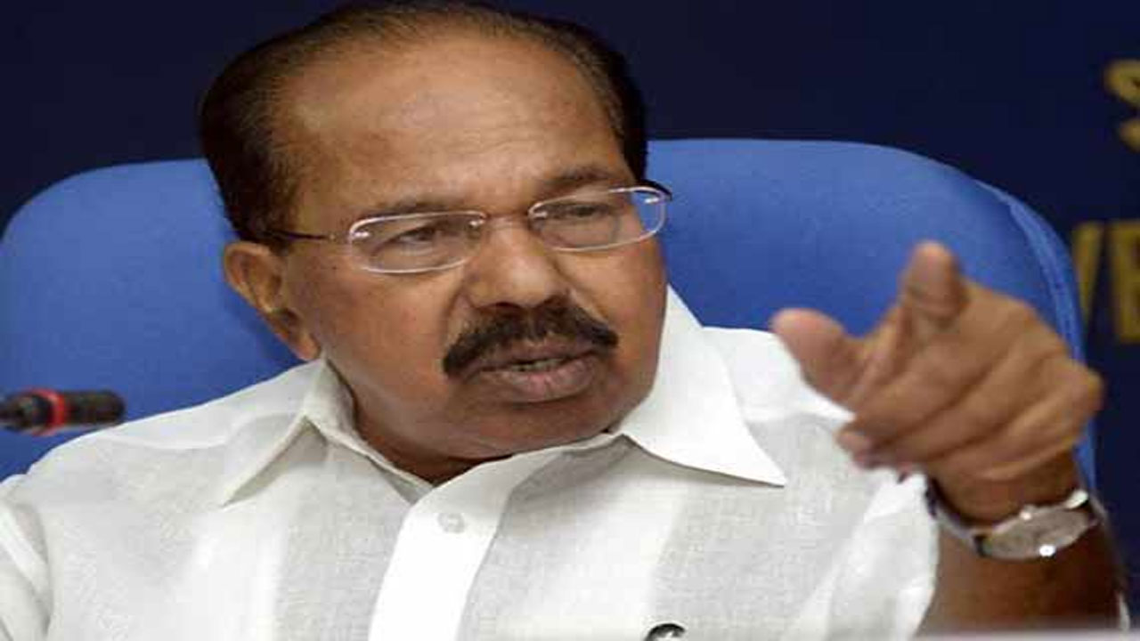 Veerappa Moily: కేంద్ర మాజీ మంత్రి వీరప్ప మొయిలీ సంచలన వ్యాఖ్యలు ...
