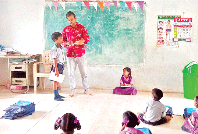 అరగంటలోనే.. హాజరు | Attendance within half an hour