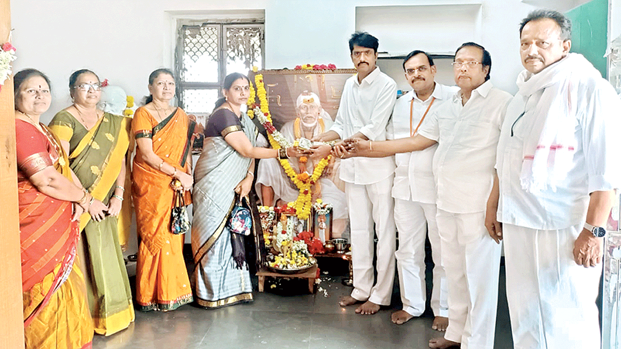 ఆలయ నిర్మాణానికి విరాళం | Donation for temple construction