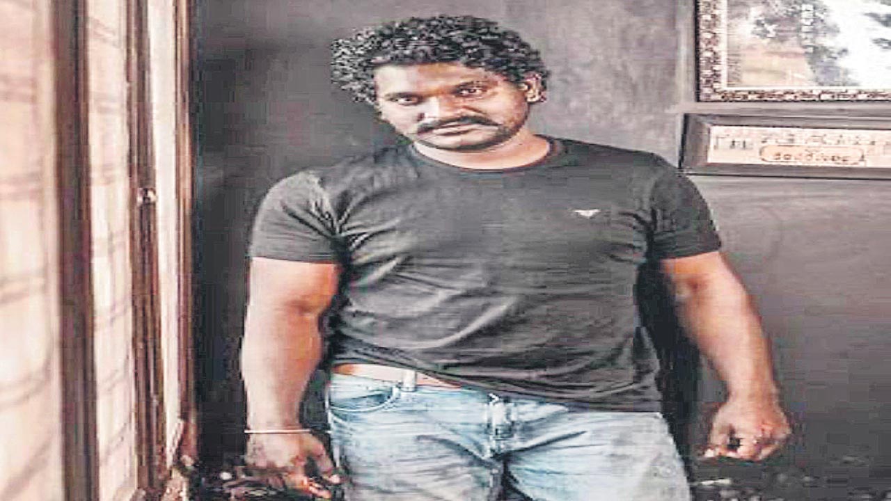 మహిళ ఆత్మహత్య కేసులో ‘పుష్ప’ నటుడు జగదీష్‌ అరెస్ట్‌ | 'Pushpa' actor ...