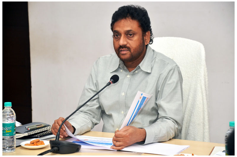 AP Politics: ఏపీలో కొత్త పార్టీ.. అసలు కారణమిదేనా..? | Former IAS Officer Vijay Kumar New party ...