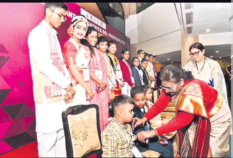 రాగే సూర్యప్రసాద్‌కు బాల పురస్కార్‌ | Bala Puraskar to Raghe Suryaprasad