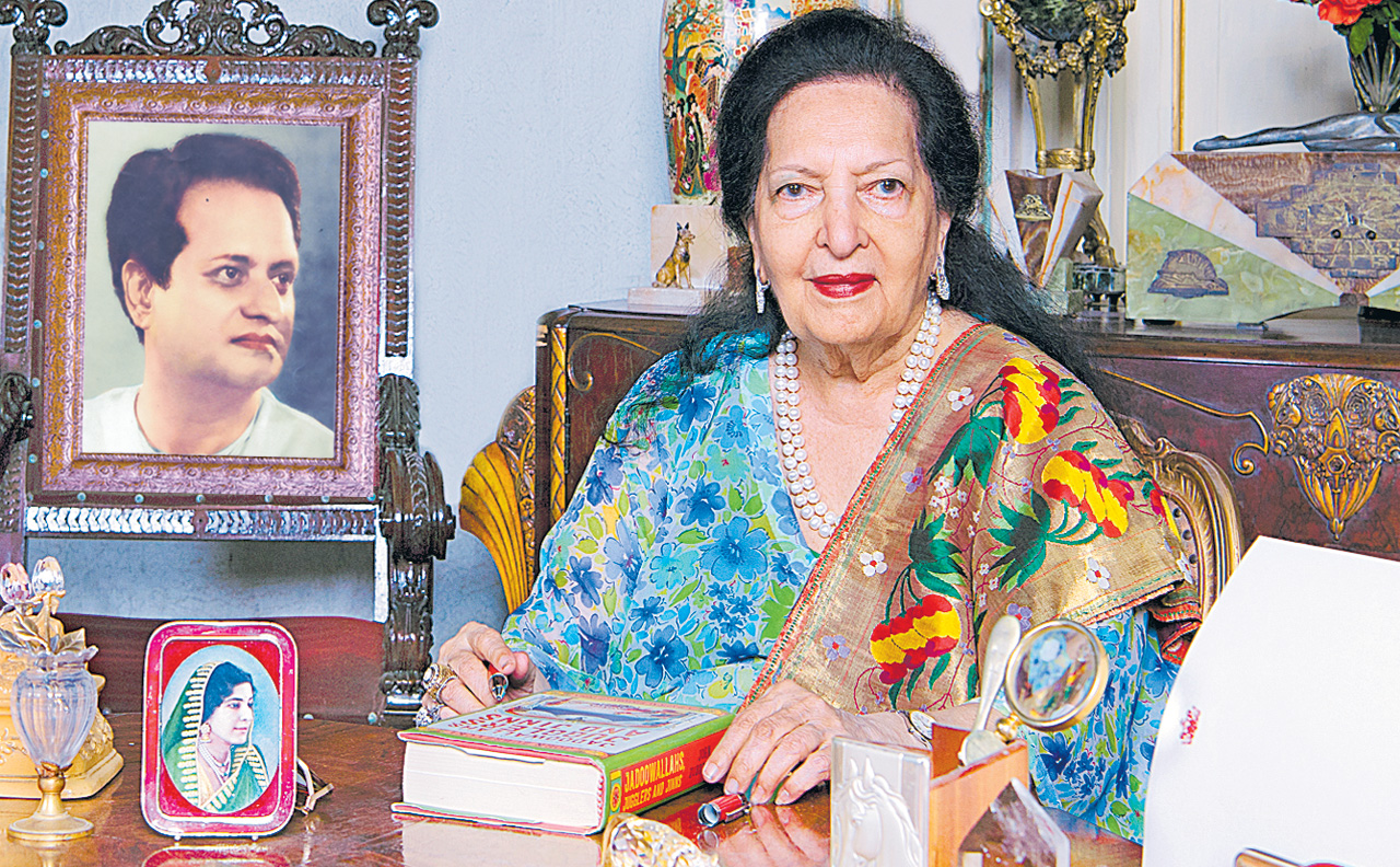 Indira Devi Dhanaraj Giri interview : రాజకుమారినే కానీ.. మామూలు మహిళనే ...