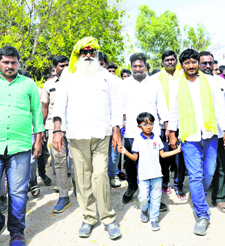 కార్యకర్తలే నా బలం: జేసీ ప్రభాకర్‌ రెడ్డి | Activists are my strength ...