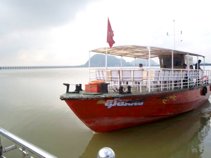 ఓటి బోట్లు..! | Vote boats..!