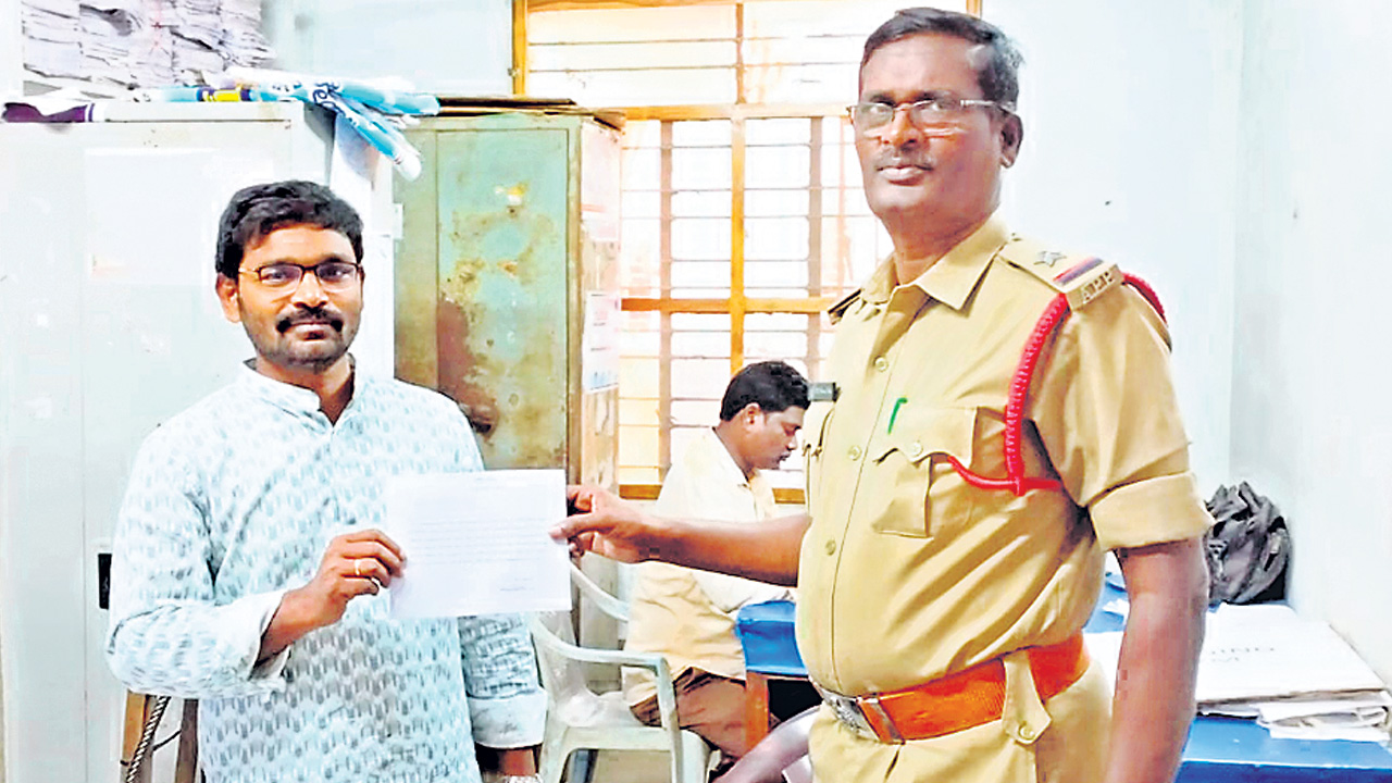 సీపీఎస్‌ వర్సెస్‌ పోలీస్‌! | CPS vs Police!