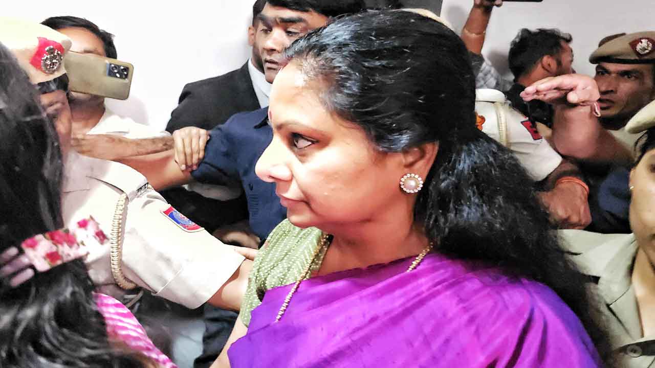 కవిత ఆడపడుచు కొడుకు మేక శరణ్‌పై ఈడీ ఫోకస్‌! | ED focus on Meka Saran ...
