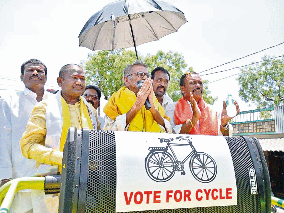 స్వామికి హ్యాట్రిక్‌ విజయమే నా ఆఖరి కోరిక | A hat-trick win for Swami ...
