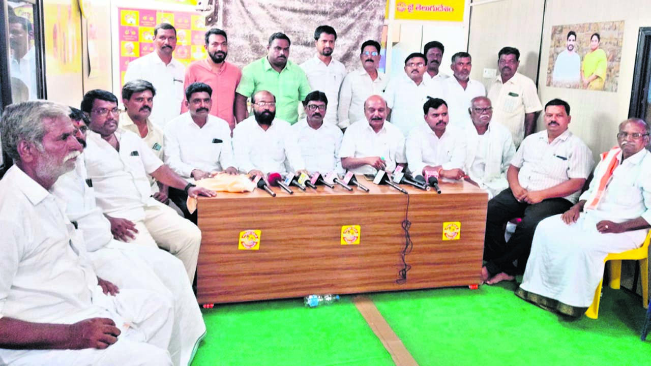 KURUBA ; టీడీపీతోనే కురుబలకు రాజకీయ ప్రాధాన్యం | The political priority ...