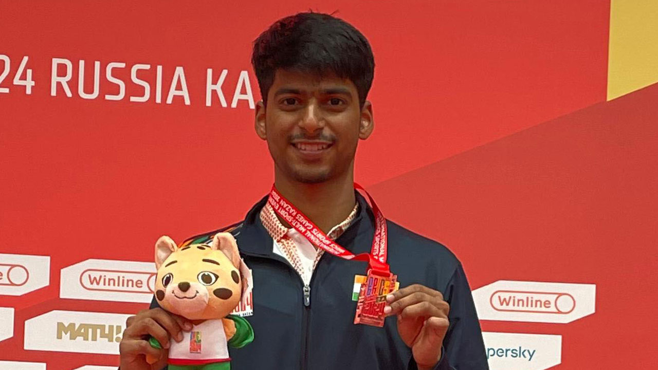 స్నేహిత్‌కు కాంస్యం | Bronze for Snehit