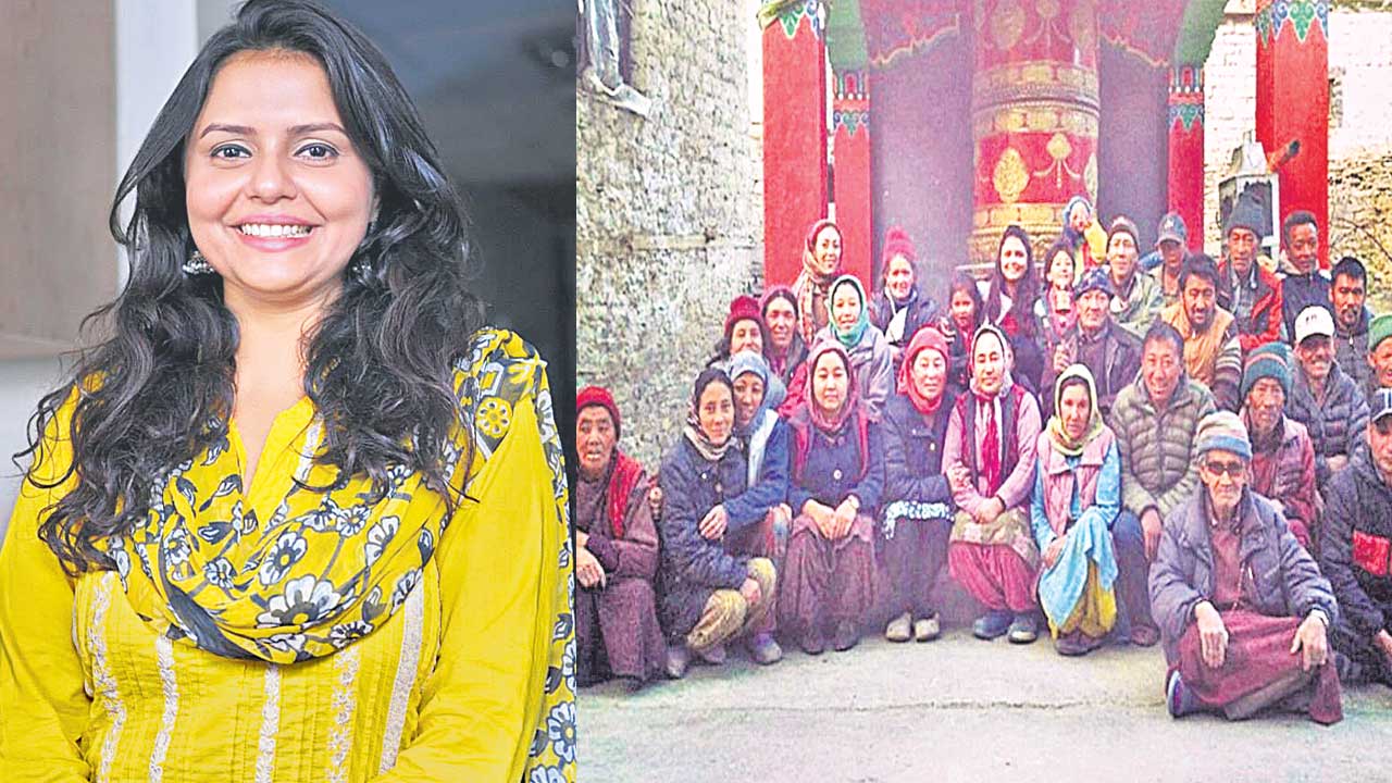 Neha Upadhyay : ఎకో విలేజ్‌ లేడీ... | Eco Village Lady Neha Upadhyay