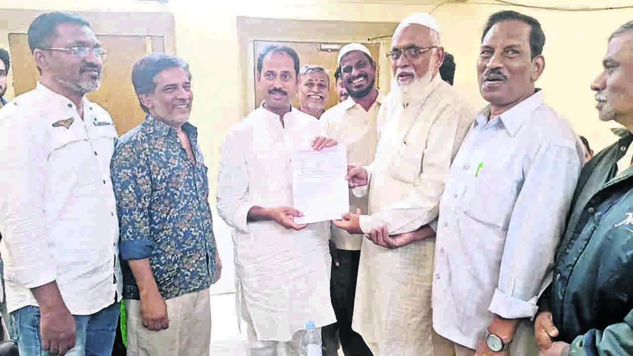 AGRIGOLD VICTIMS ; అగ్రిగోల్డు బాధితుల సమస్యలు పరిష్కరించాలి | The ...