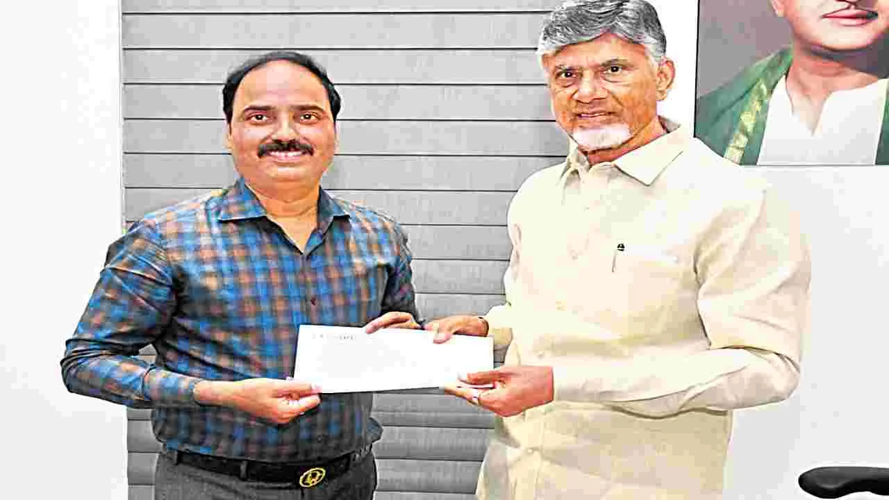 Y. Guruswamy Naidu: అన్న క్యాంటీన్లకు రూ.26.25 లక్షల విరాళం | Cellcan ...