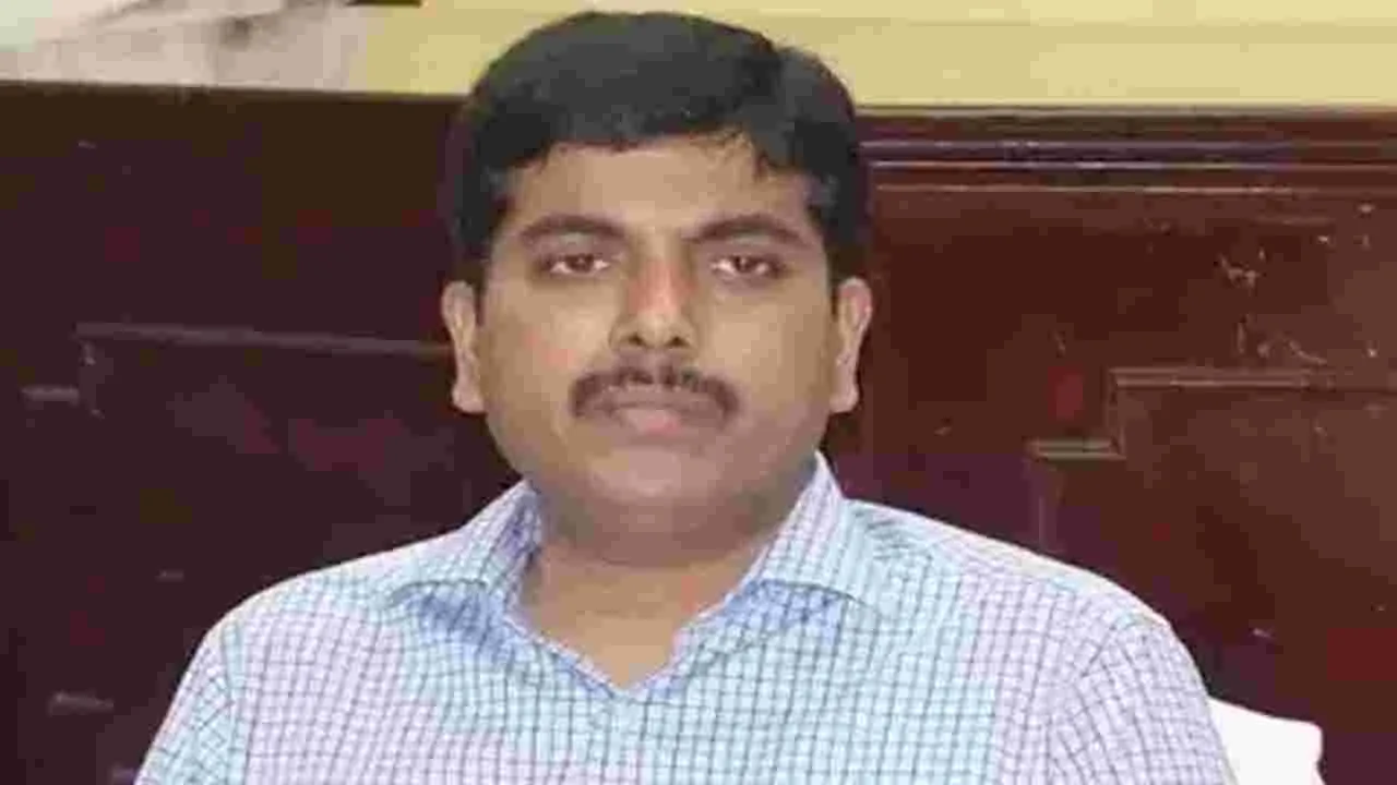 కోన శశిధర్‌కు నైపుణ్యాభివృద్ధి శాఖ బాధ్యతలు | Kona Sasidhar Gets Skill ...