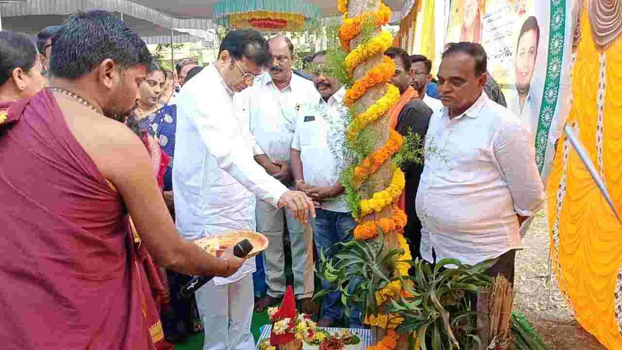 మంథని పట్టణ అభివృద్ధికి ప్రణాళికలు.. | Plans for development of ...