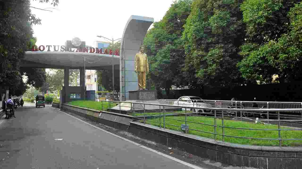 లోటస్‌ లోగుట్టు..! | Is there a Durga temple site at Lotus Landmark?