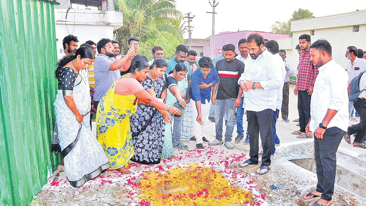 Kotamreddy Sridhar Reddy: ఒకేరోజు 105 ప్రాంతాల్లో అభివృద్ధి పనులకు ...