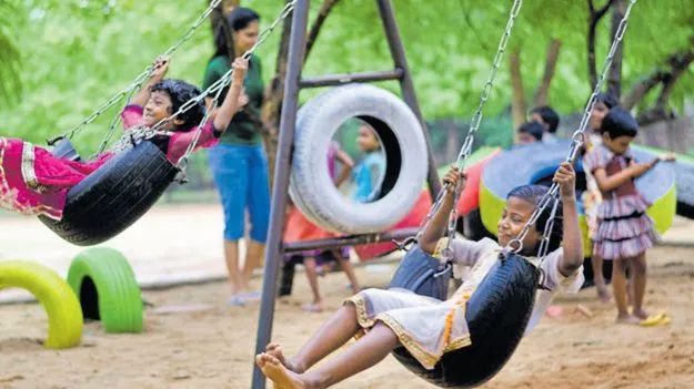 Child Silent Boycott: నా బిడ్డను వెలేశారు.. ఓ తండ్రి పోస్టు నెట్టింట ...