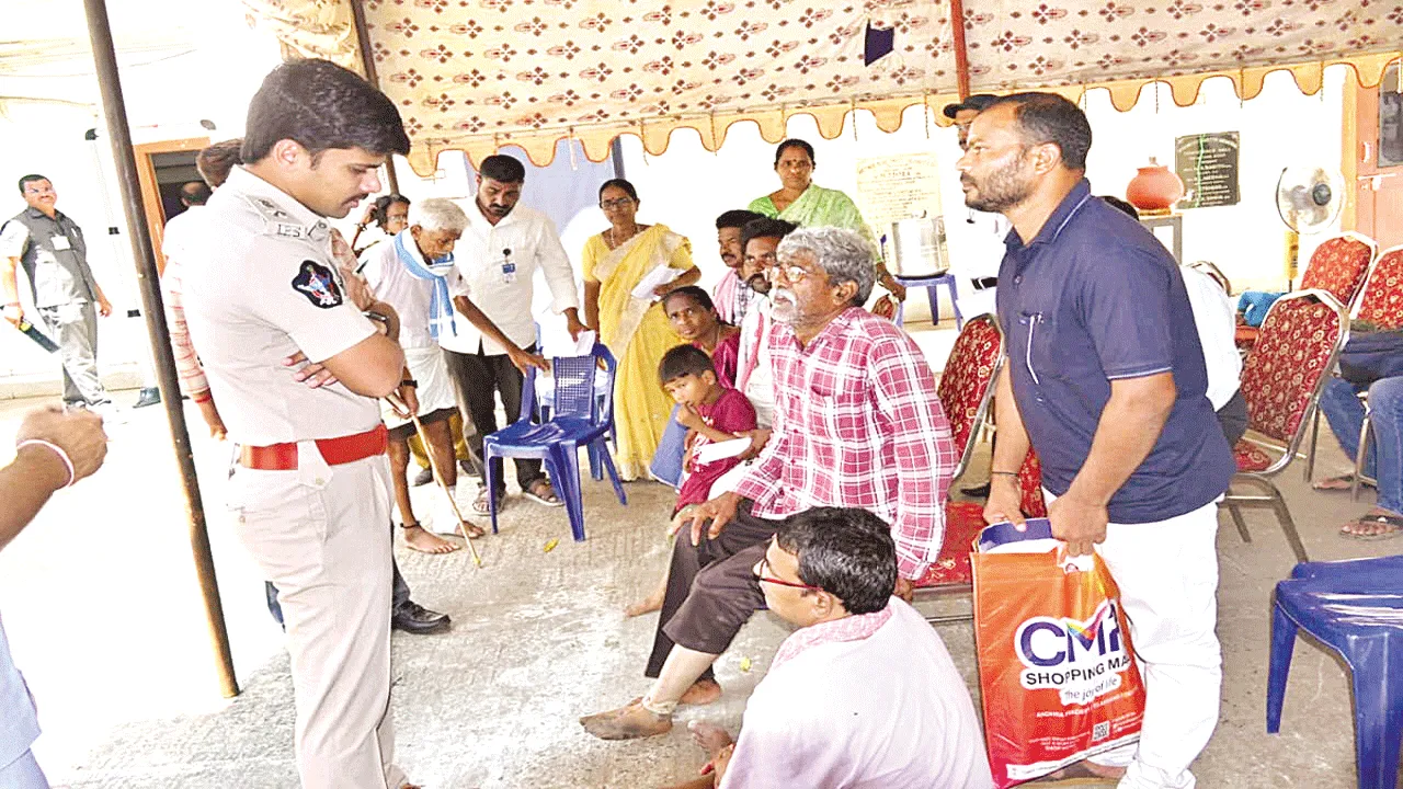 బాధితులకు సత్వర న్యాయం జరగాలి | Victims should get speedy justice